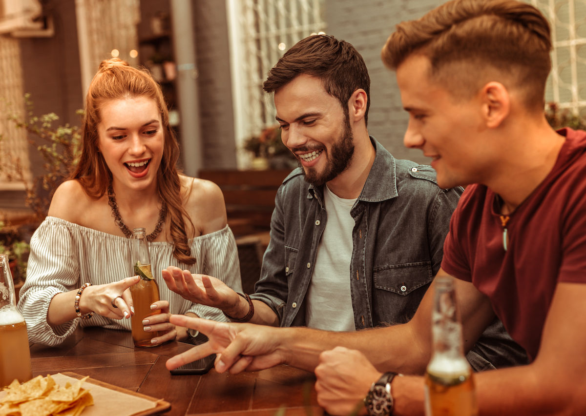 4 Best Drinking Games For Students Adults Teams