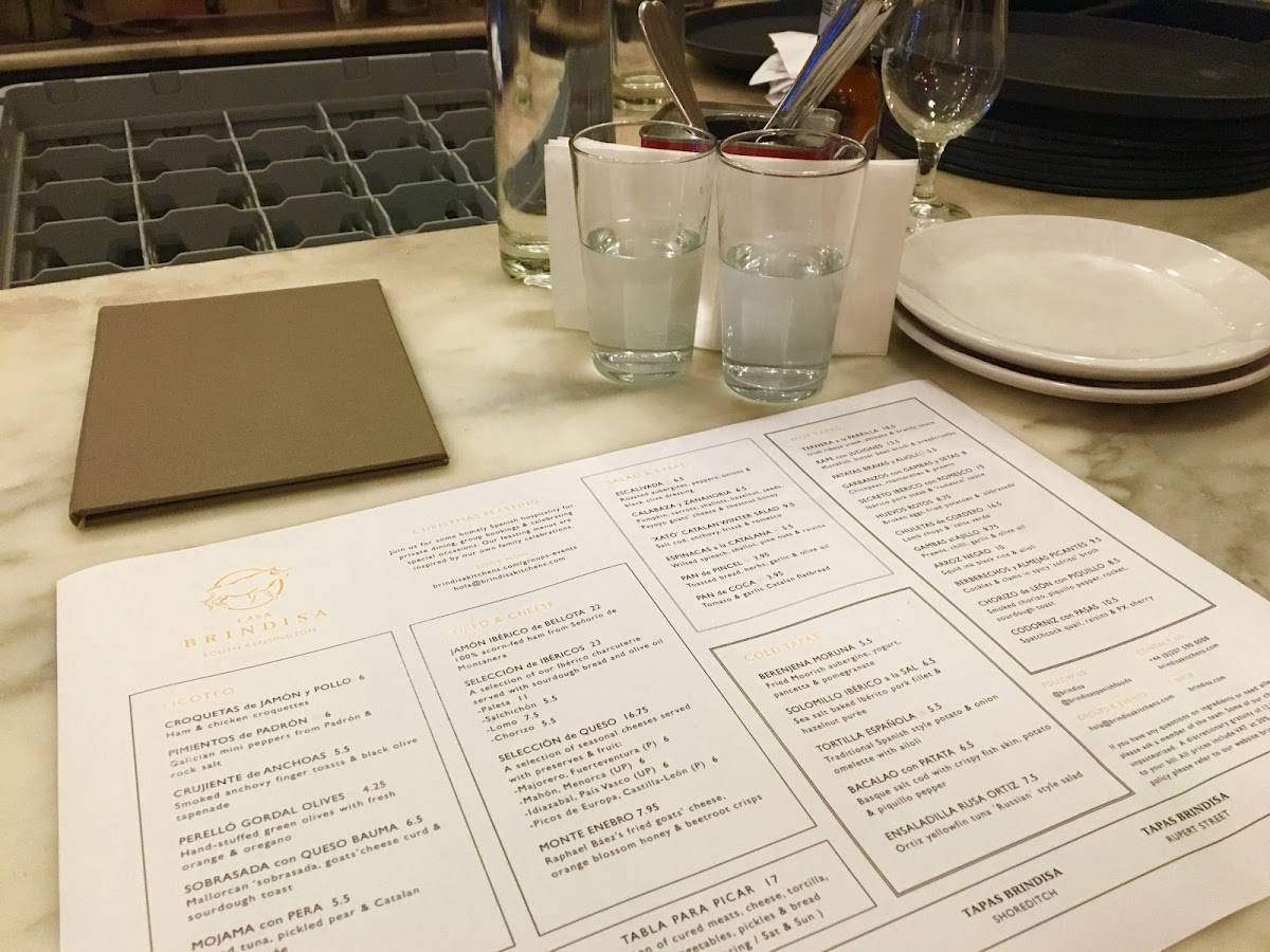 Designing an Irresistible Restaurant Menu: The Power of Leather Menus ...