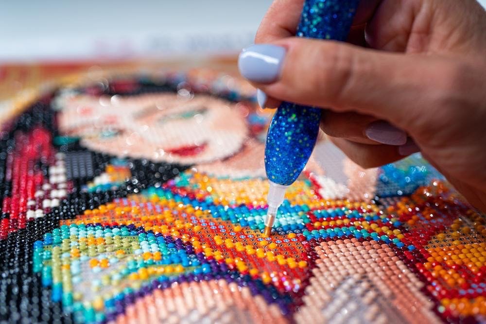 Shine Bright with Diamond Painting: Your Comprehensive How-To Guide