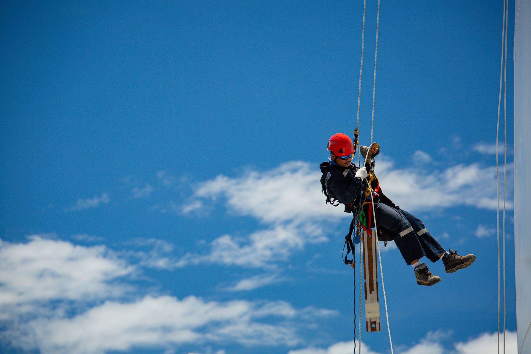 Scaling New Heights: The Critical Role of Rope Access in Modern Industry